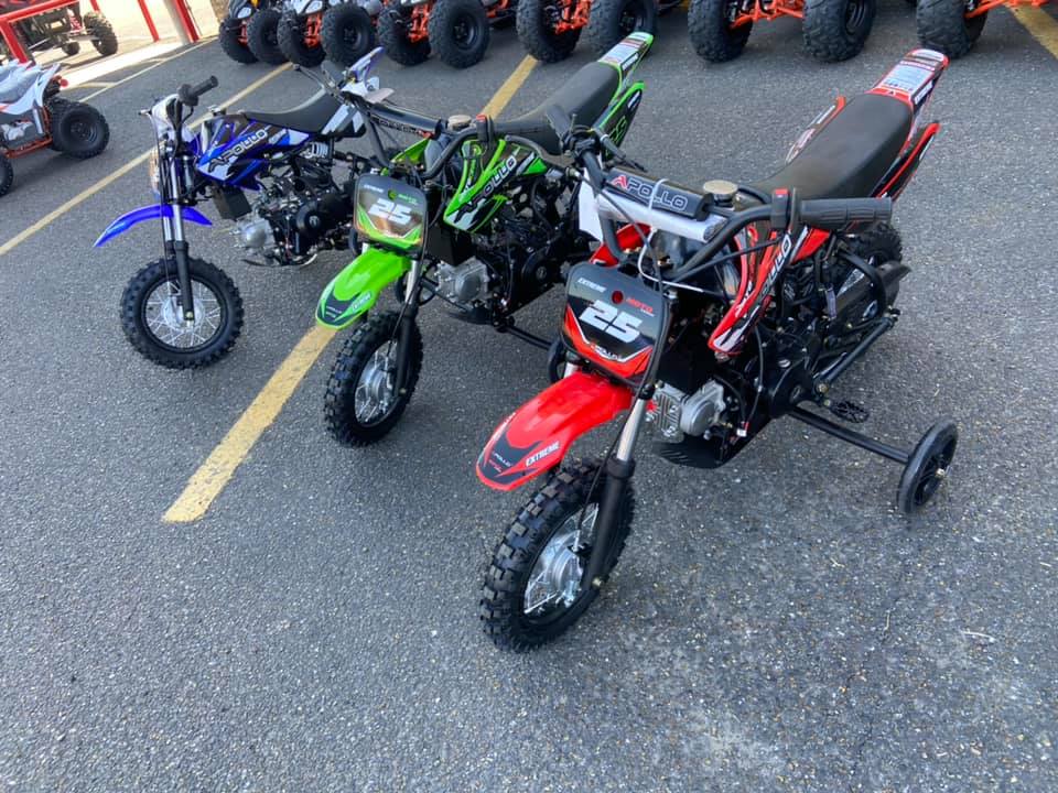 Apollo 70cc Kids Dirt Bike With Training Wheels | TribalMotorsports